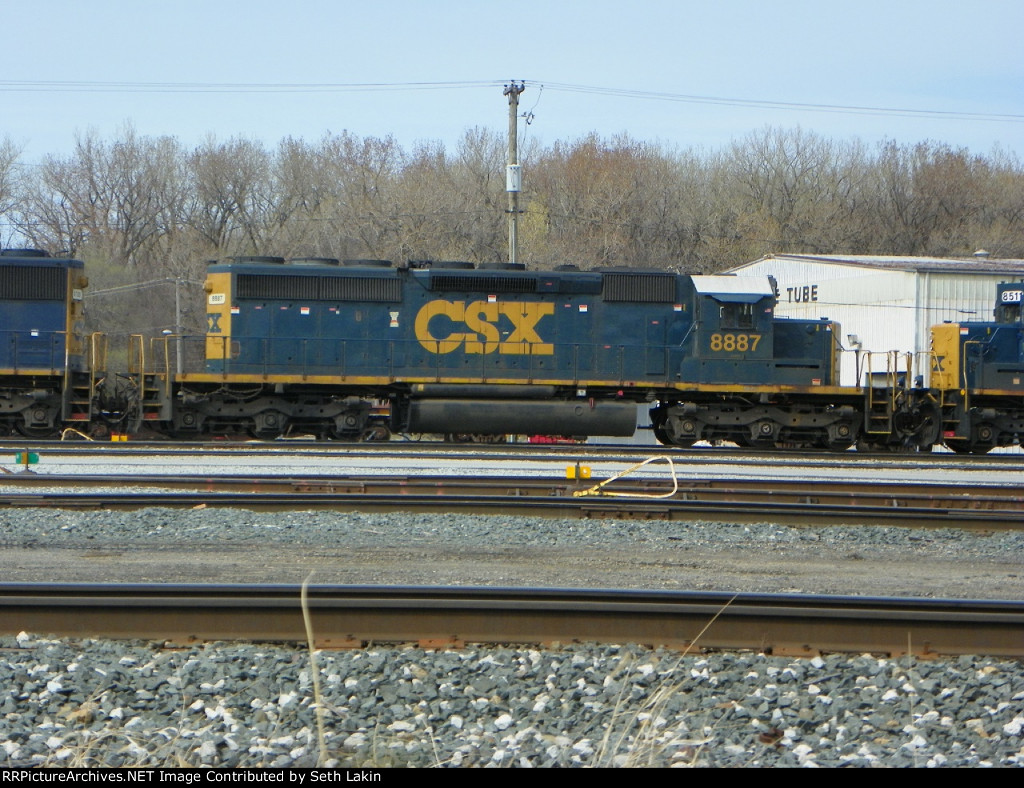 CSX 8887